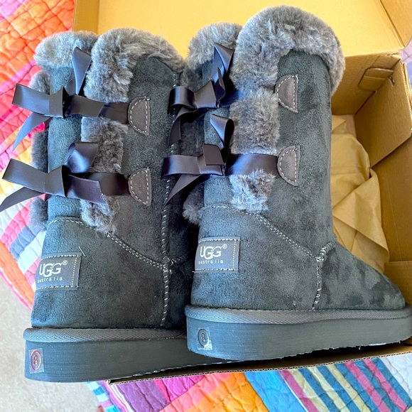 UGG | Shoes | Nib Ugg Bailey Bow 2 Gray Boots | Poshmark